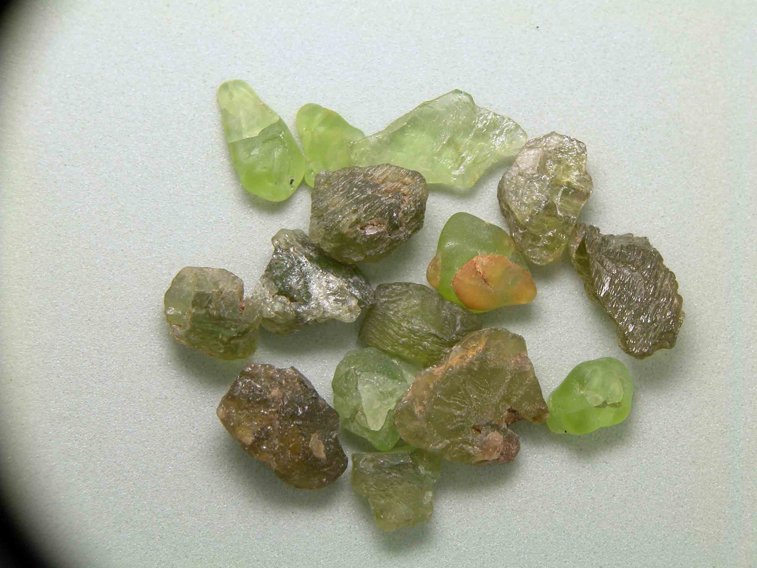 Gemmology Insights: Why Is Peridot Described As Oily? | Gem-A